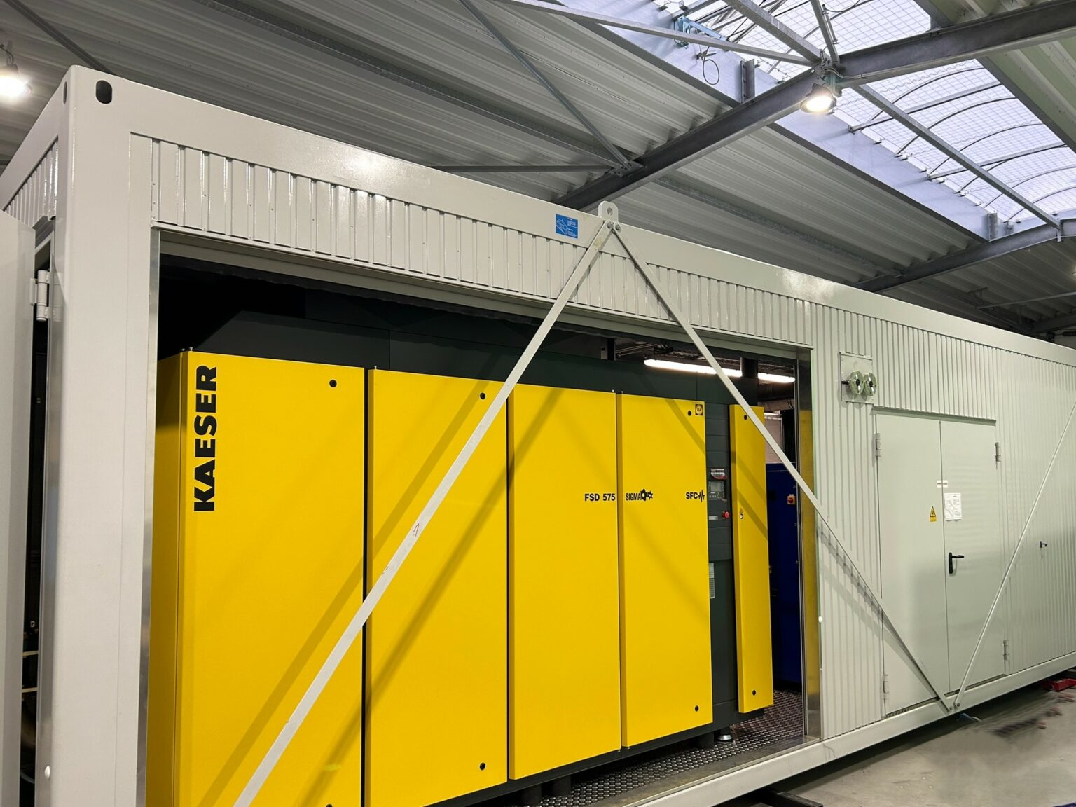 Full-Service für Industrie und Bauindustrie + Druckluft­container